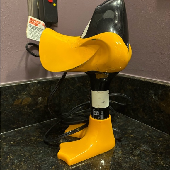 Warner Bros. | Other | Vintage Old Unique Daffy Duck Hair Dryer Its ...